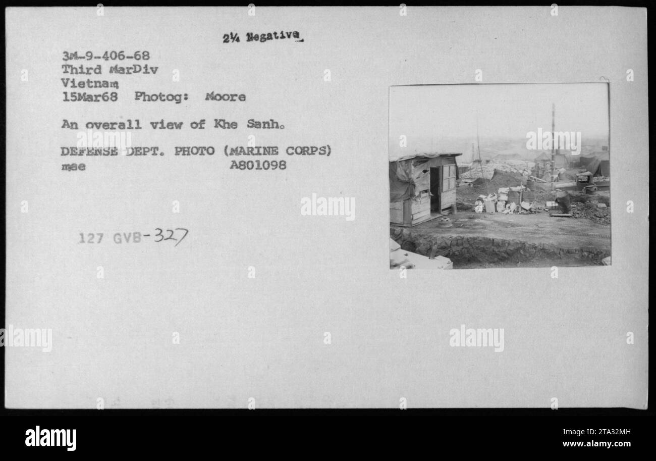 Usmc structures hi-res stock photography and images - Alamy