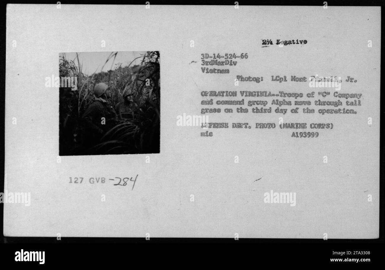 3rd marine division troops Black and White Stock Photos & Images - Alamy