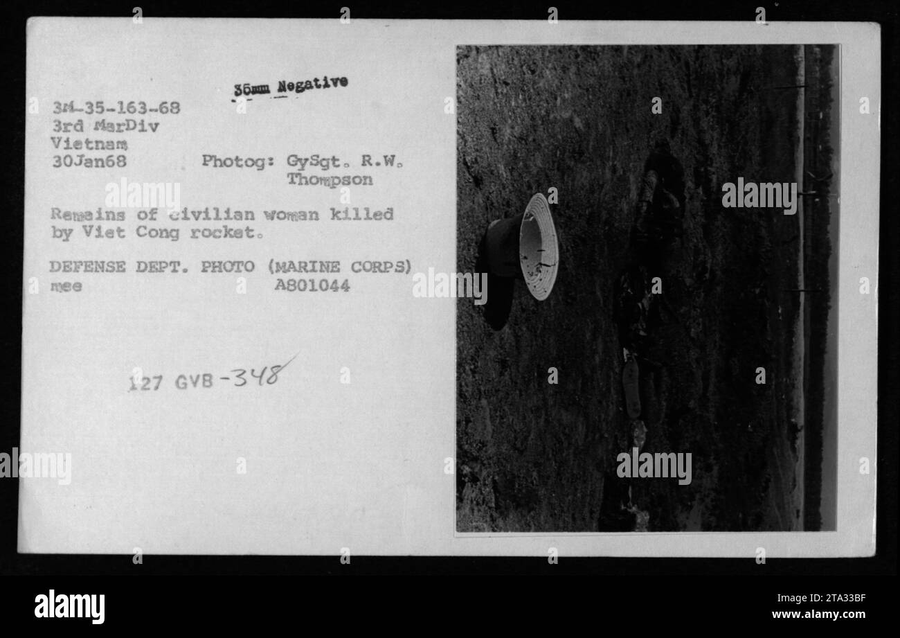 Vietnam war civilian casualties Black and White Stock Photos & Images ...