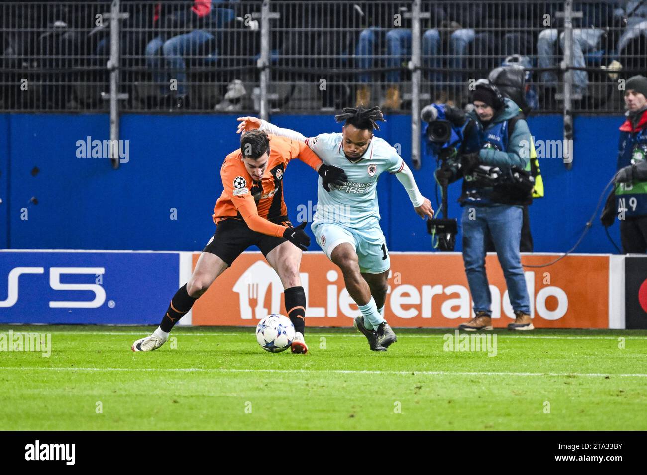 Giorgi_e hi-res stock photography and images - Alamy