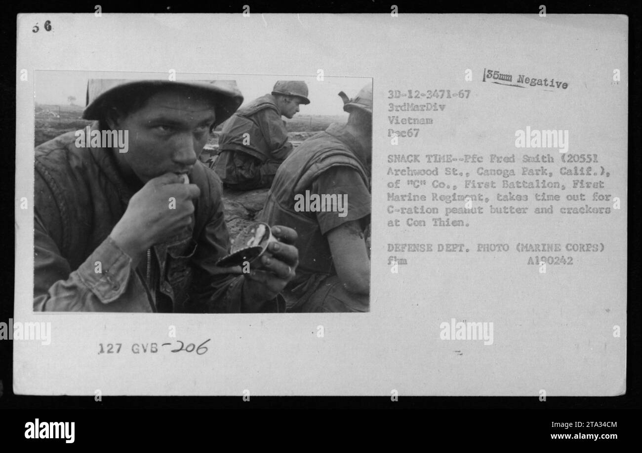 Fred smith marine hi-res stock photography and images - Alamy