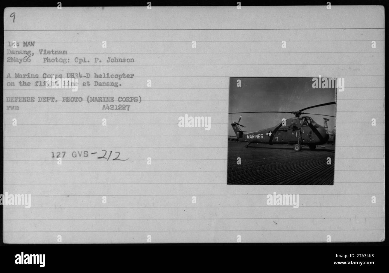 1st marine aircraft wing activities Black and White Stock Photos ...