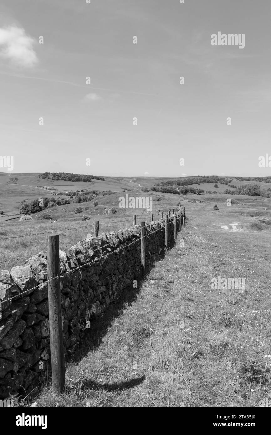 Photo of Buxton country park in the Peak District National Park Stock ...