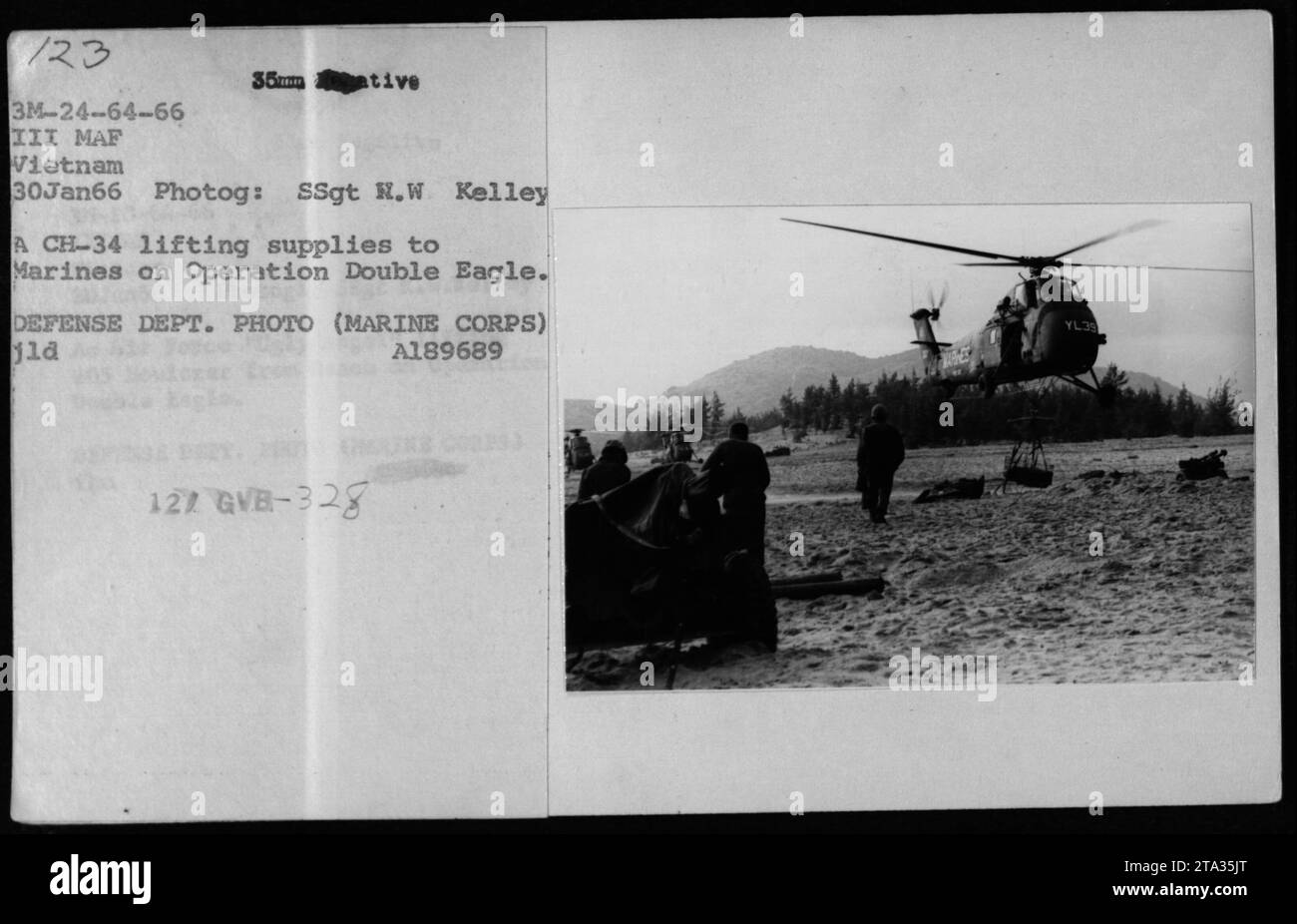 1966 iii maf vietnam hi-res stock photography and images - Alamy