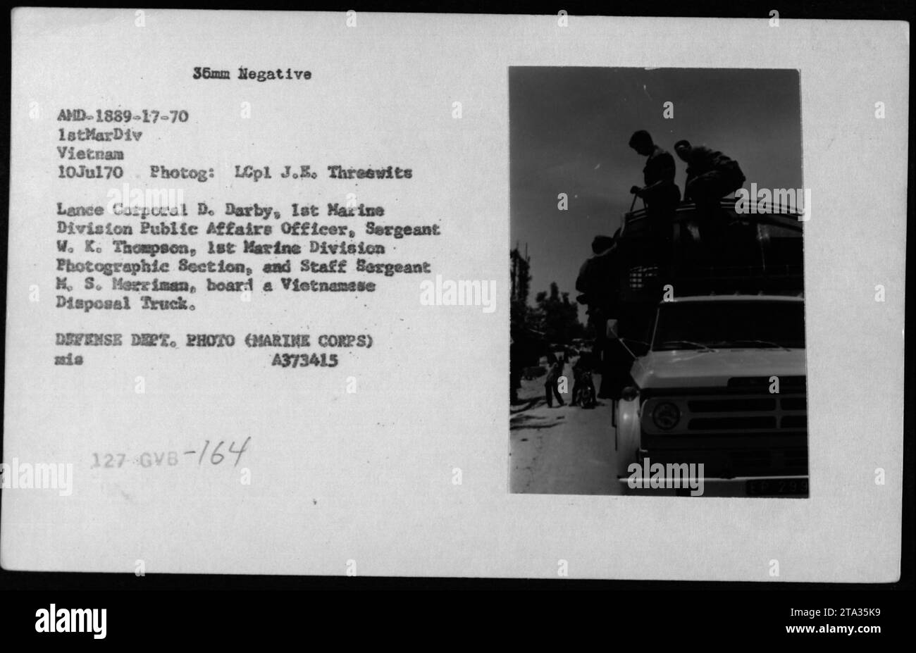 Larry burrows photography Black and White Stock Photos & Images - Alamy