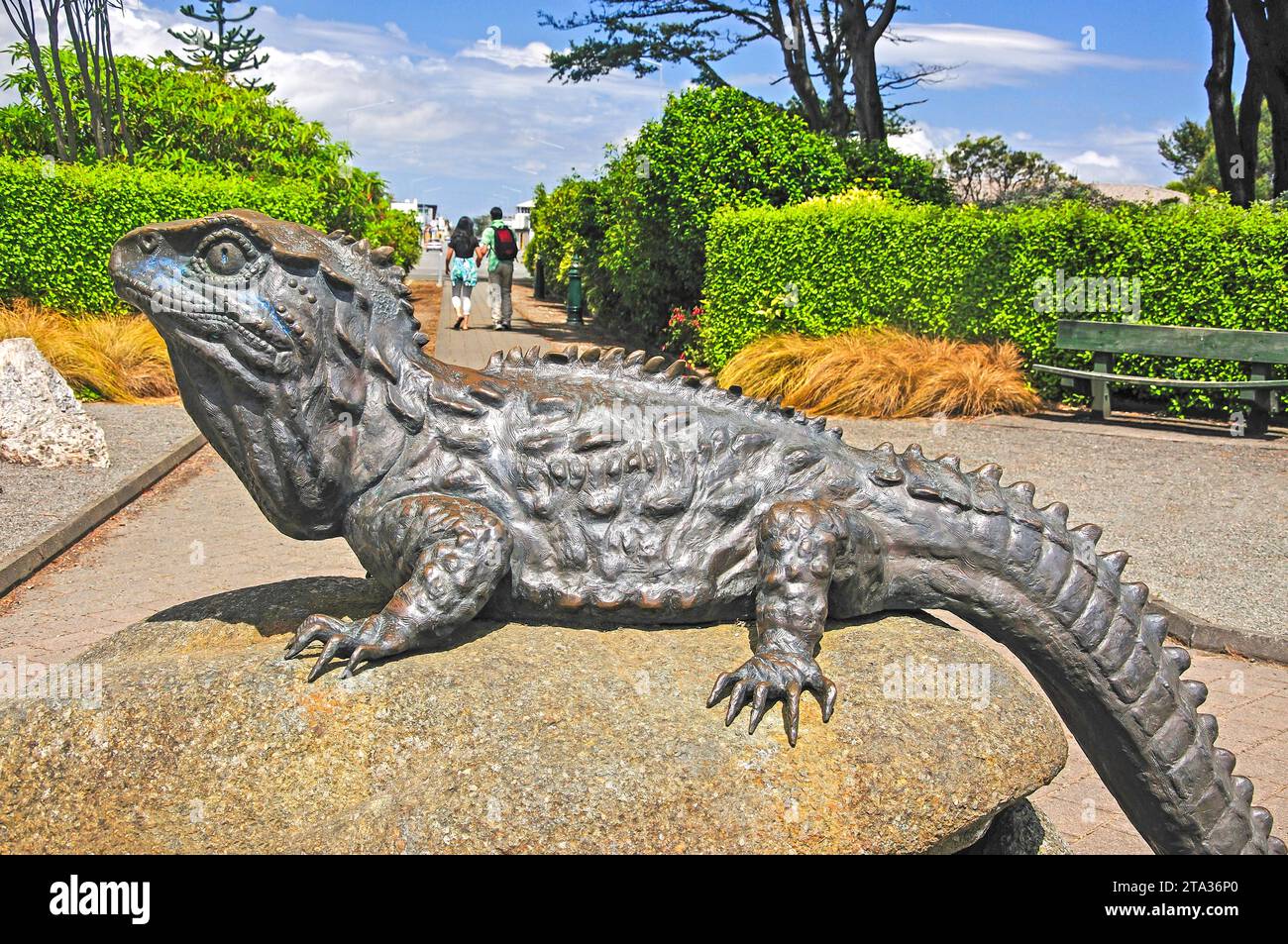 'Tuatara of Southland' Statue, Southland Museum and Art Gallery, Gala ...