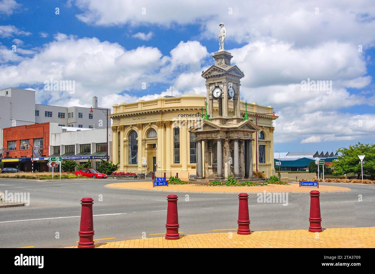 Troopers' Memorial, Corner Dee & Tay Streets, Invercargill (Waihōpai ...
