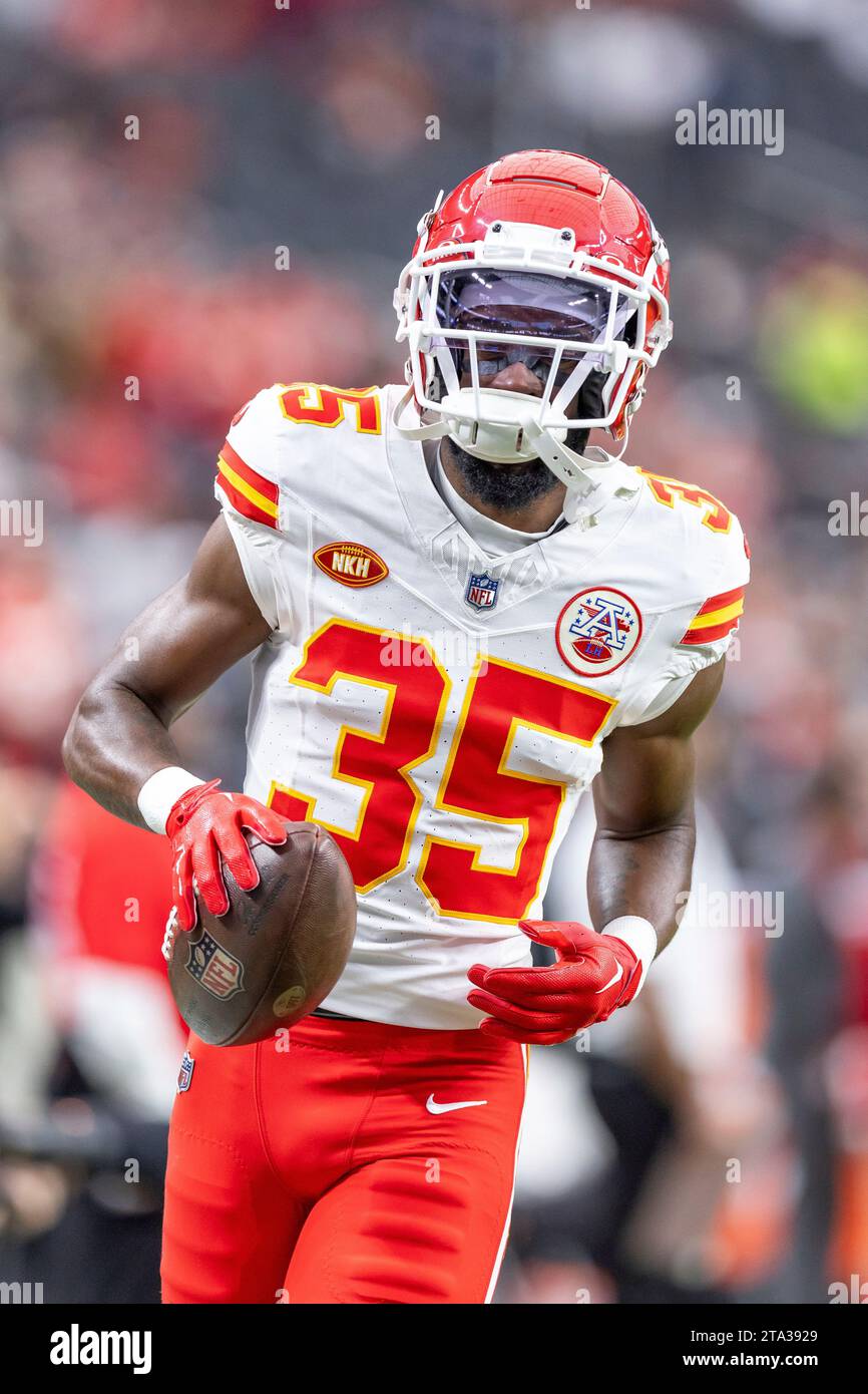 Kansas City Chiefs cornerback Jaylen Watson (35) warms up before ...