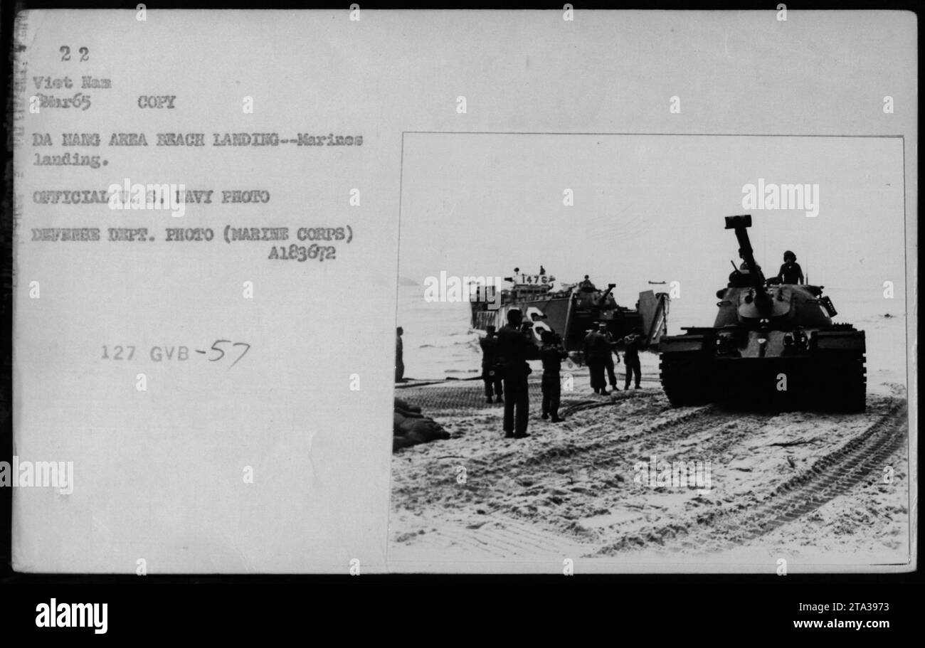 U.S. Marines conduct a beach landing at Vinh Kong Bar65, Da Nang ...