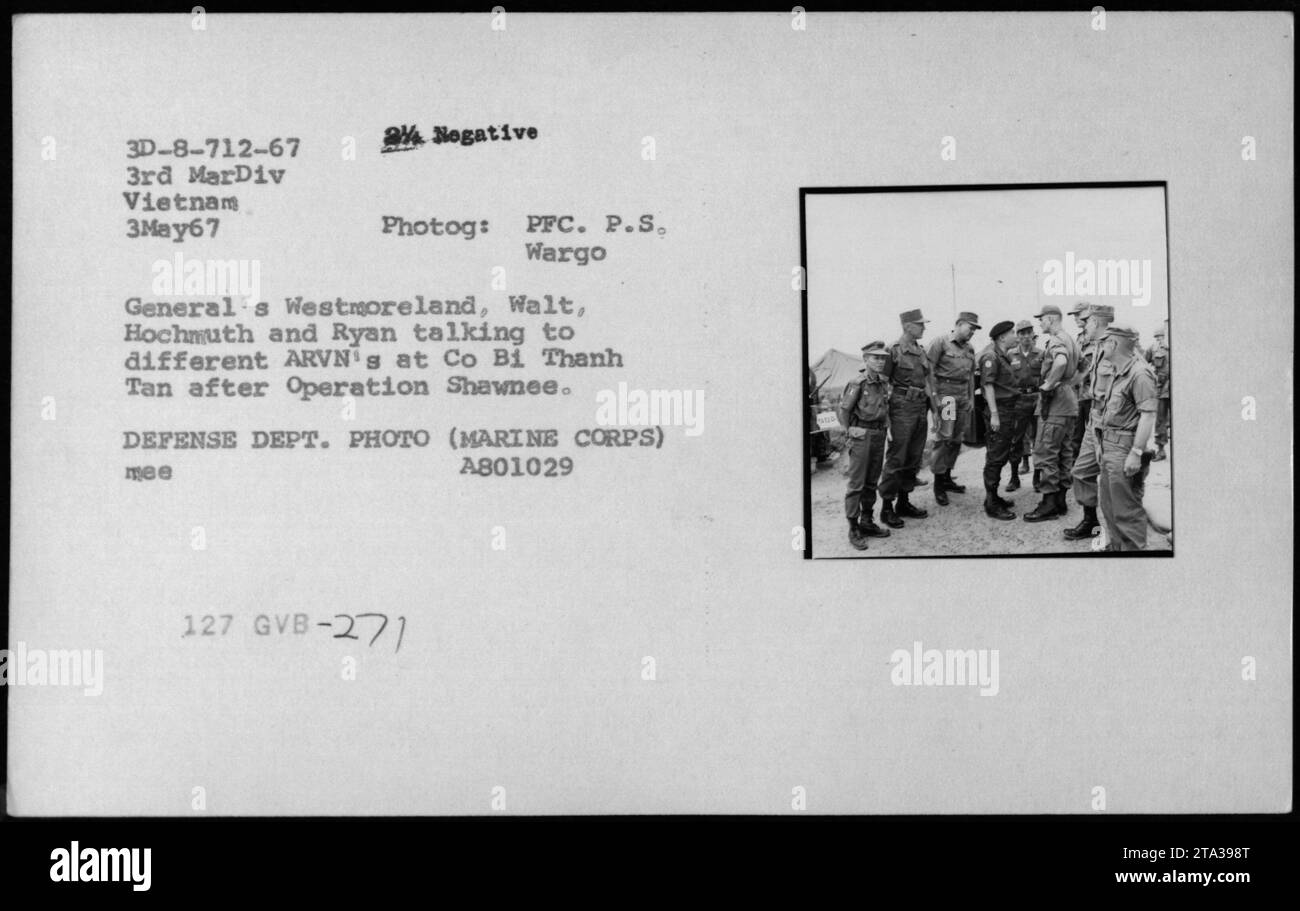 271 officers and officials 1967 hi-res stock photography and images - Alamy