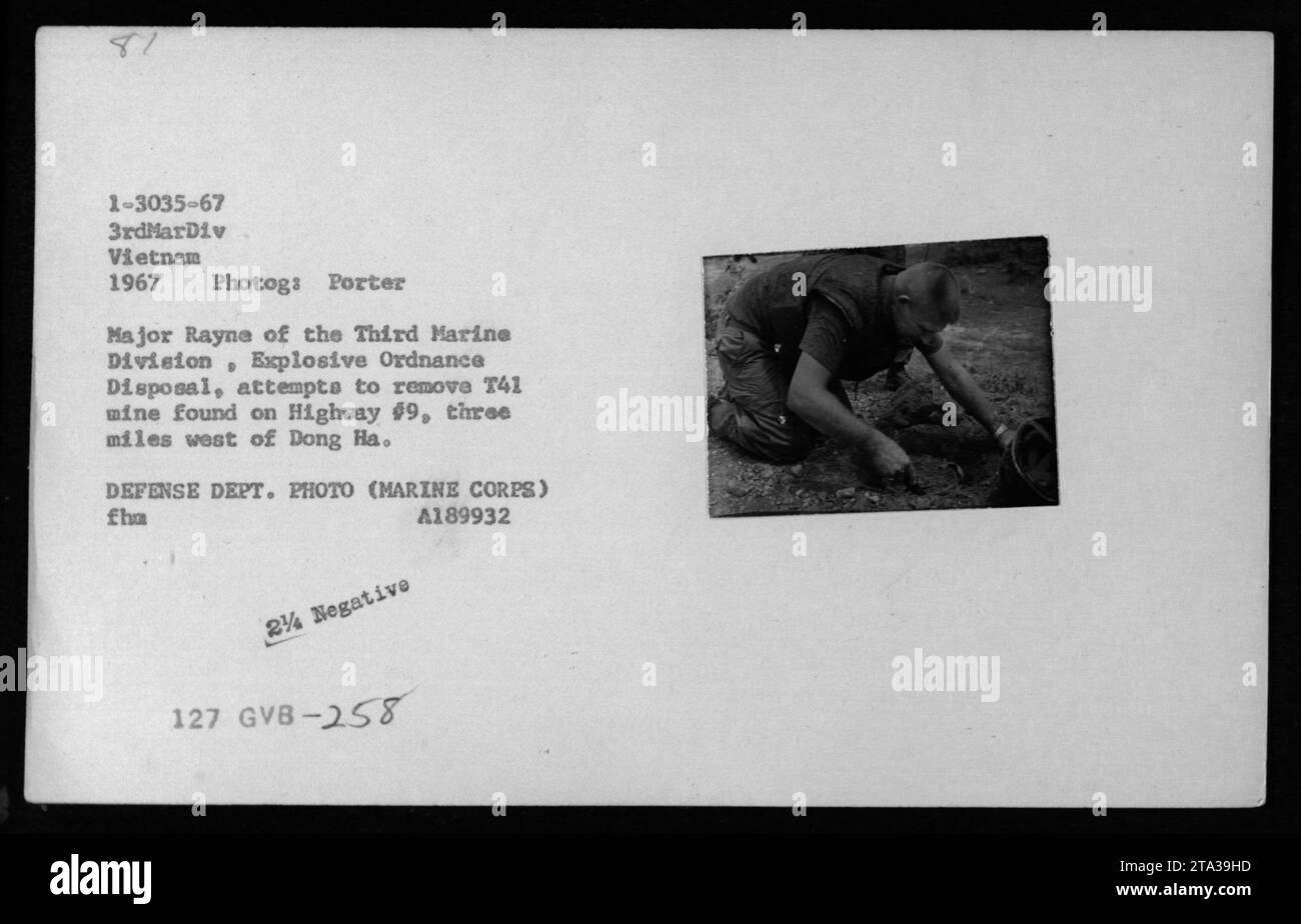 Hazardous task hi-res stock photography and images - Alamy