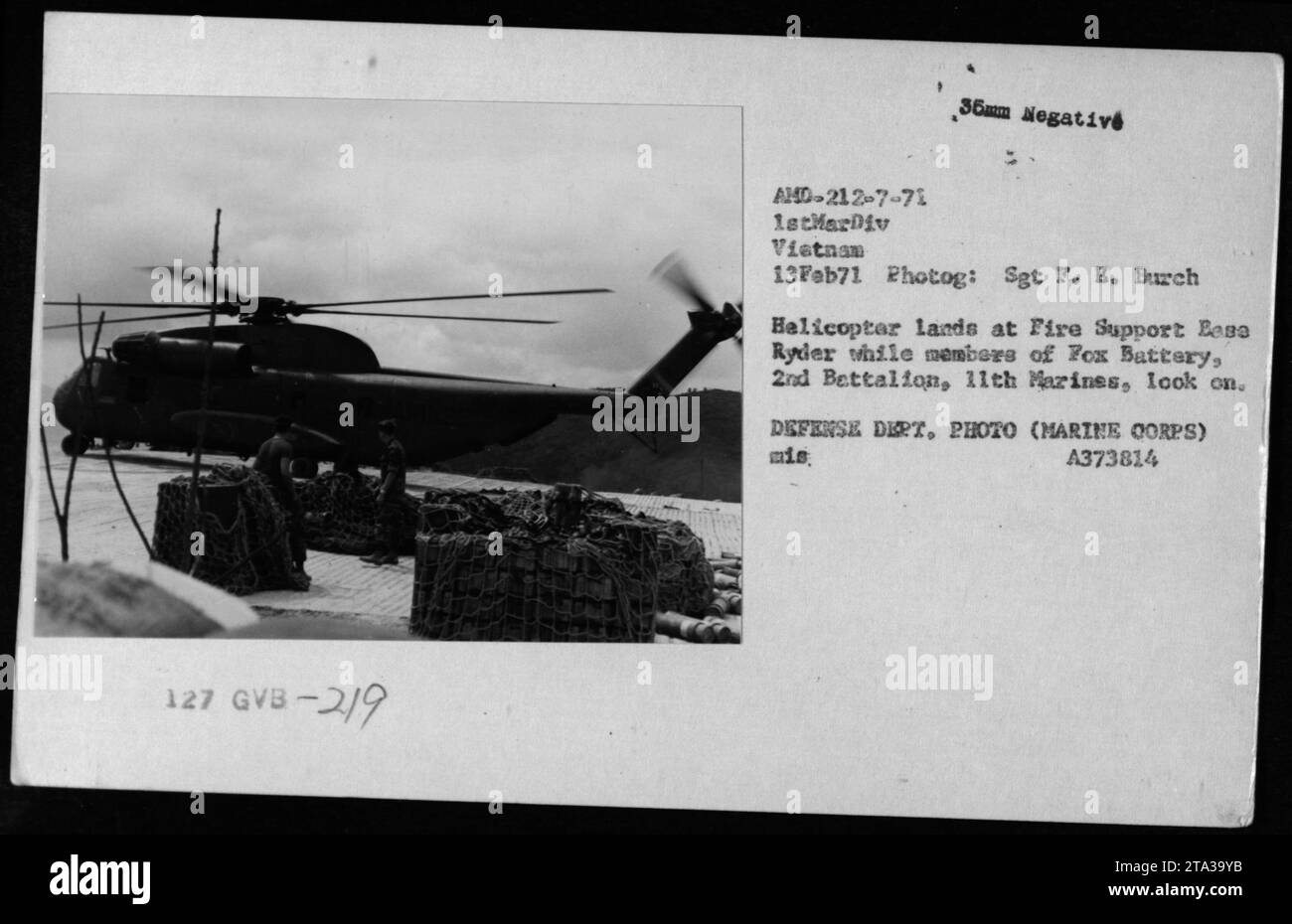 Vietnam 1971 helicopter Black and White Stock Photos & Images - Alamy