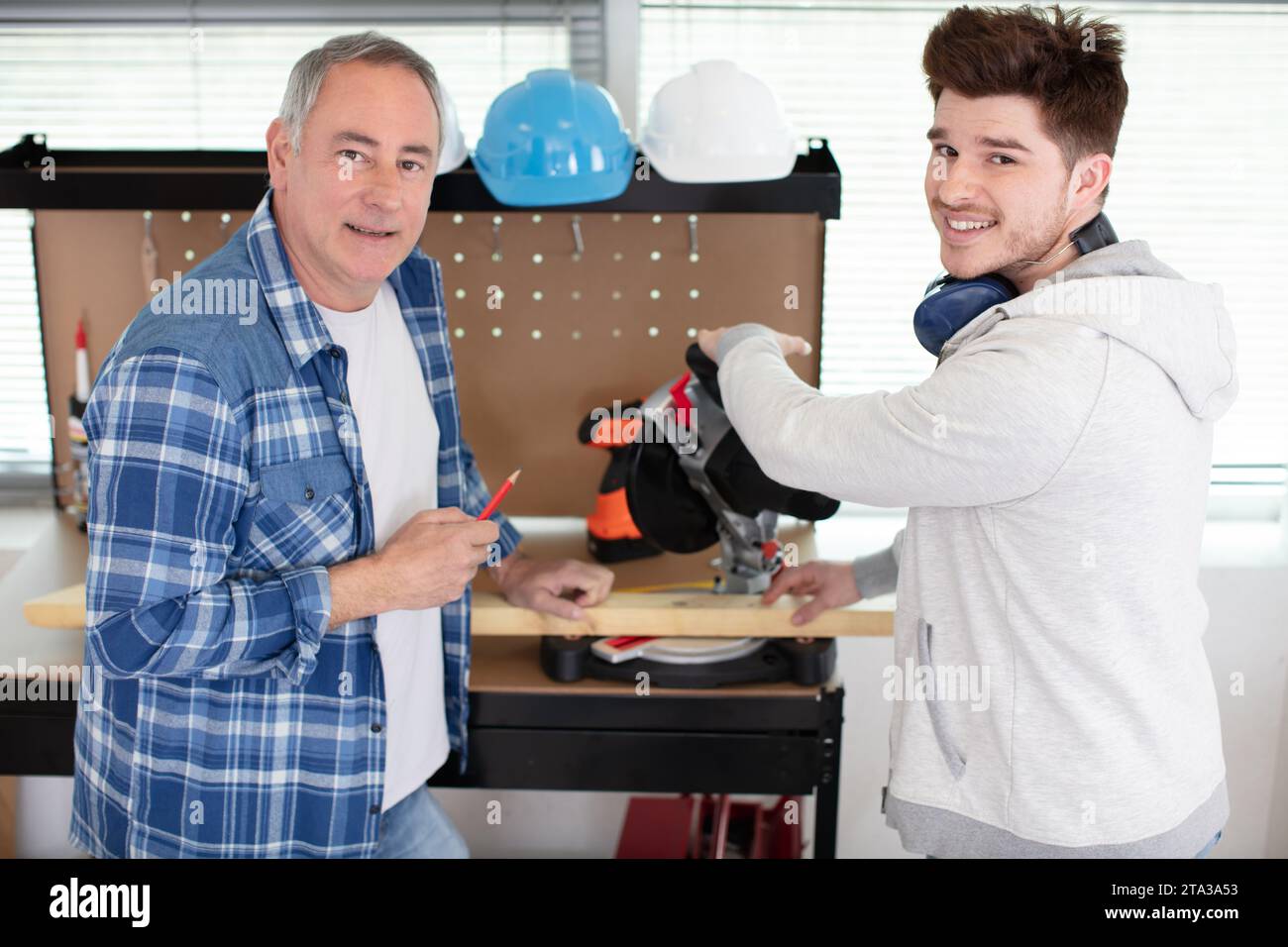 Male boss carpenter hi-res stock photography and images - Alamy