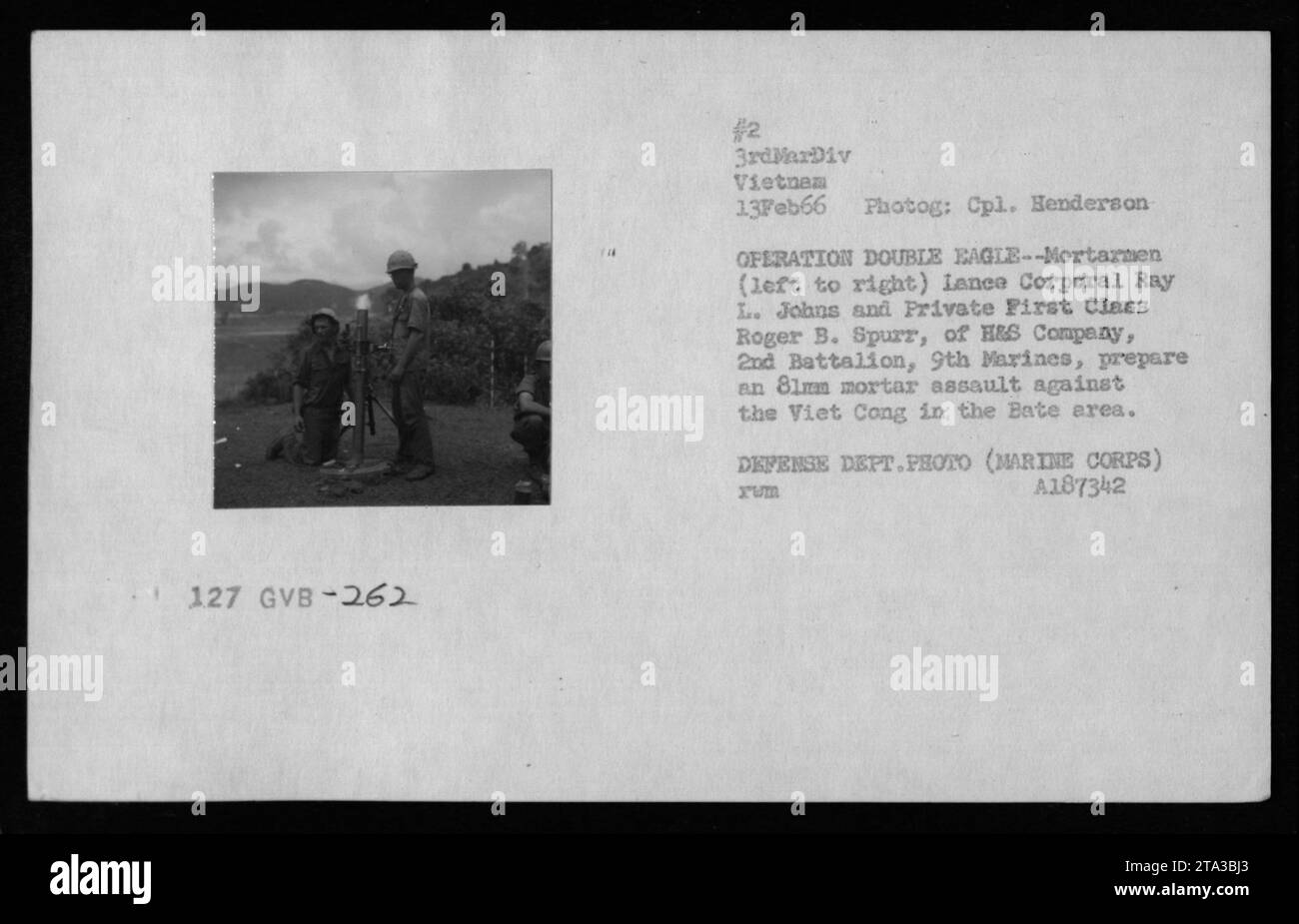 "US Marines Lance Corporal Ray L. Johns and Private First Class Roger B ...