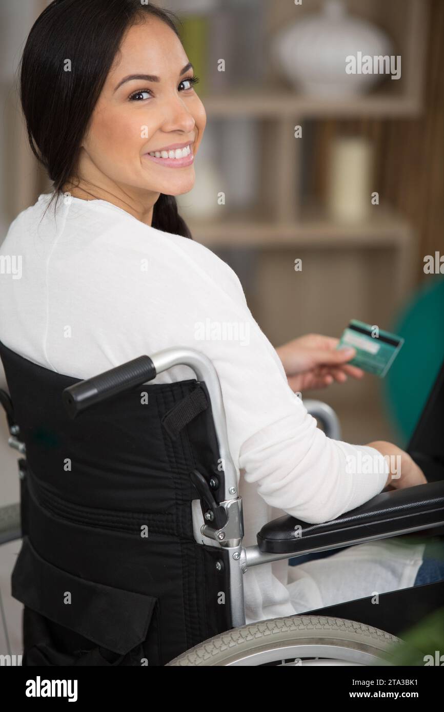 Shopping card for handicapped hi-res stock photography and images - Alamy