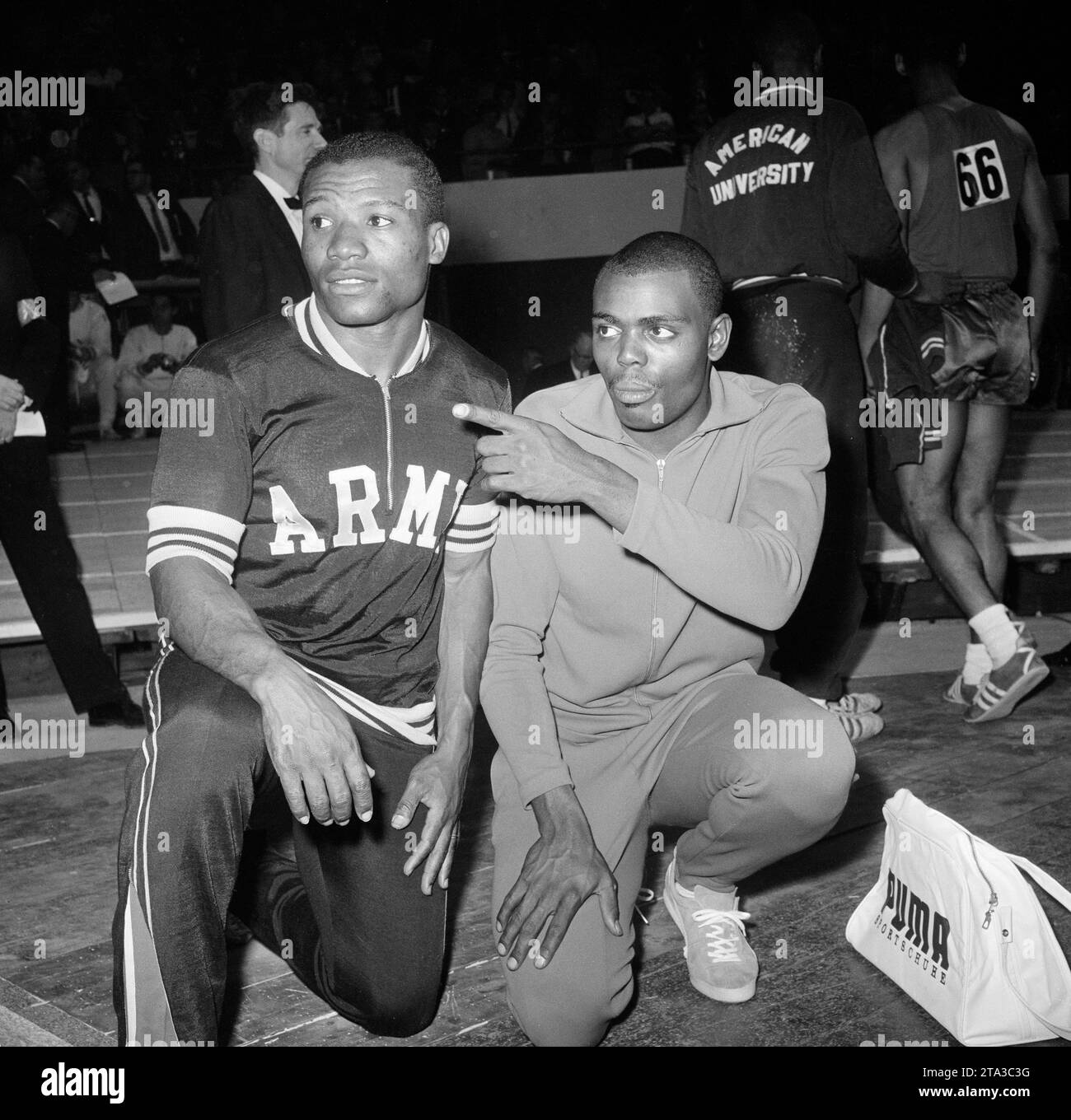 Willie Davenport, right, of Southern, the AAU indoor and outdoor ...