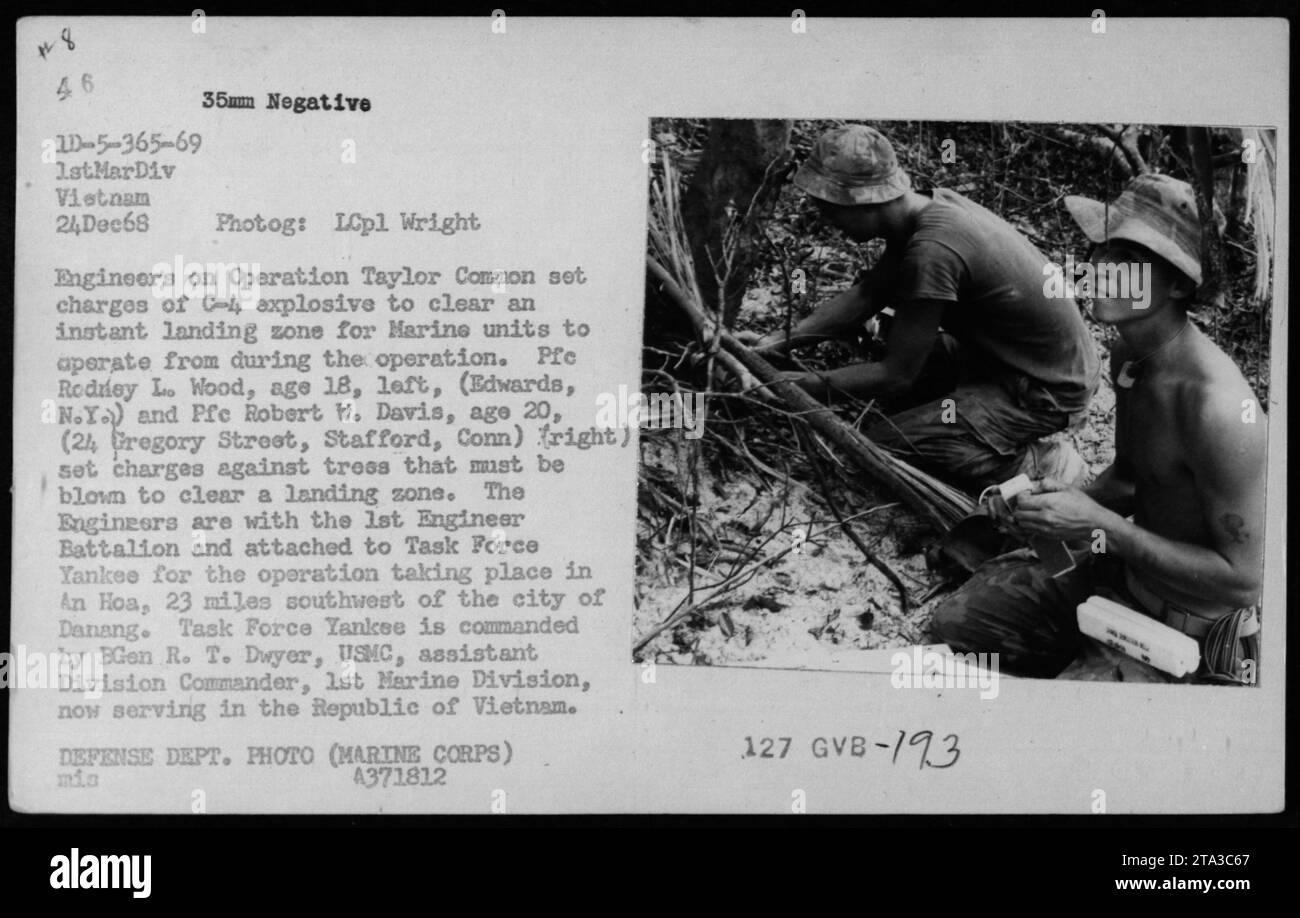 Engineers on operation taylor common hi-res stock photography and ...
