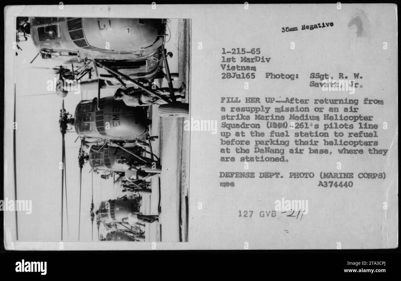 Helicopter air refueling mission Black and White Stock Photos & Images ...