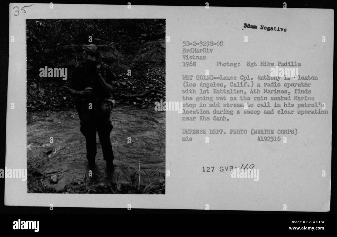 Marine field radio operator Black and White Stock Photos & Images - Alamy