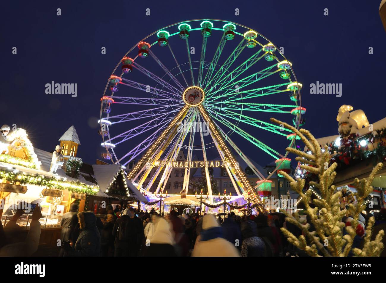 Weihnachtsmarkt Erfurt 28.11.2023, Erfurt, Eroeffnung des 173 ...