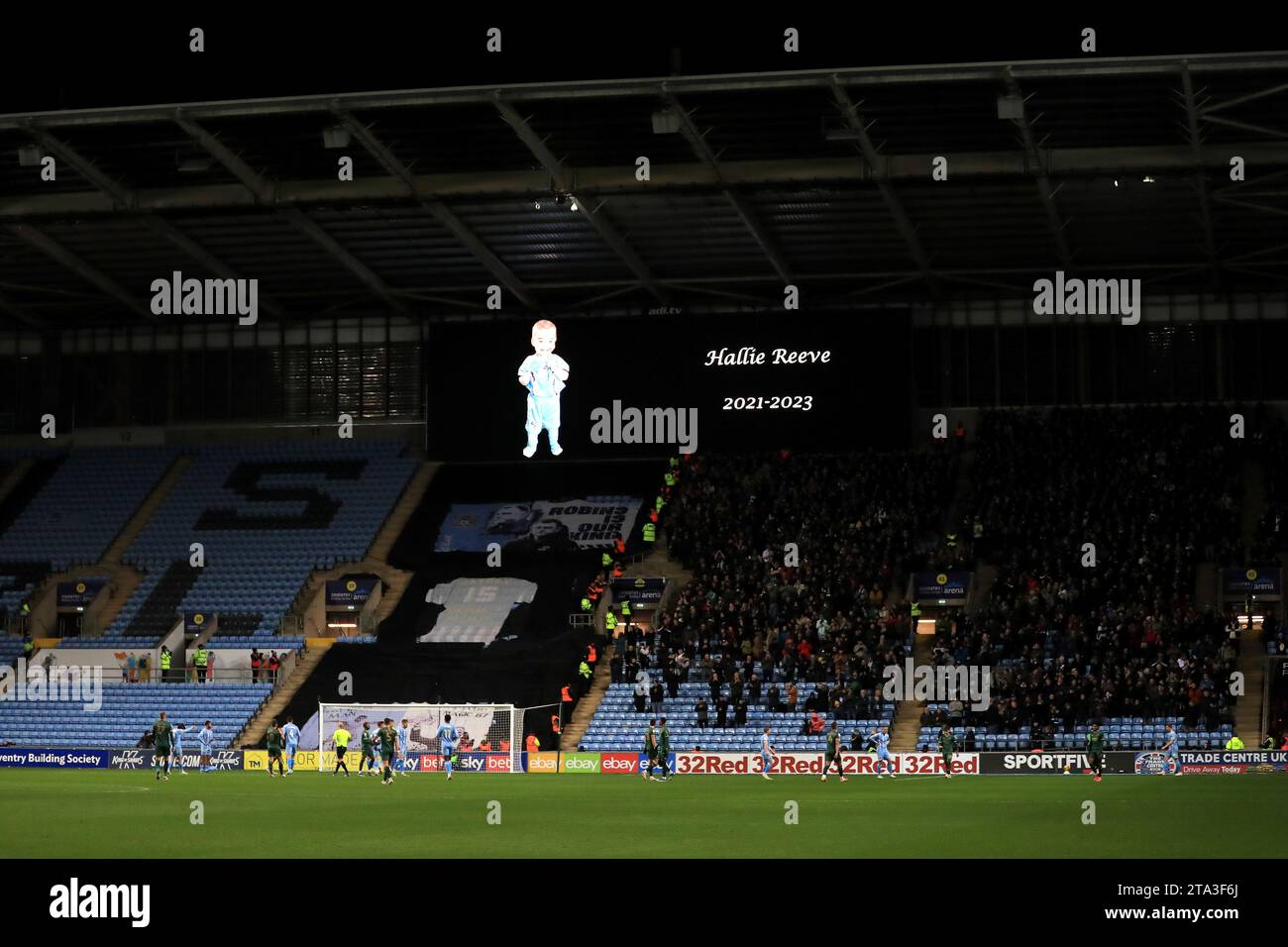 Tributes are made for Hallie Reeve on the 17th minute during the Sky ...