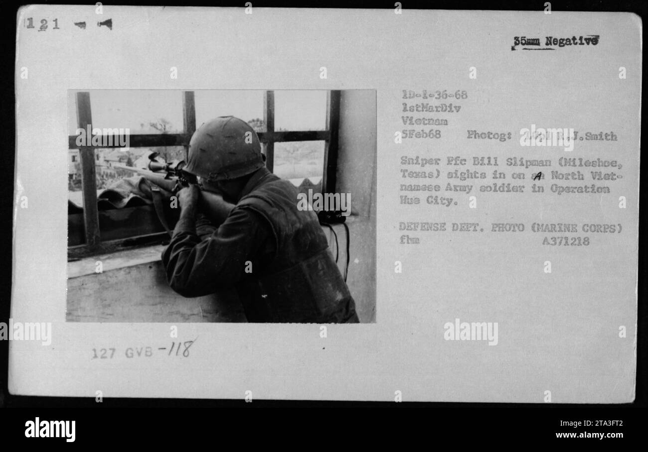 Photographs of american troops in vietnam hi-res stock photography and ...