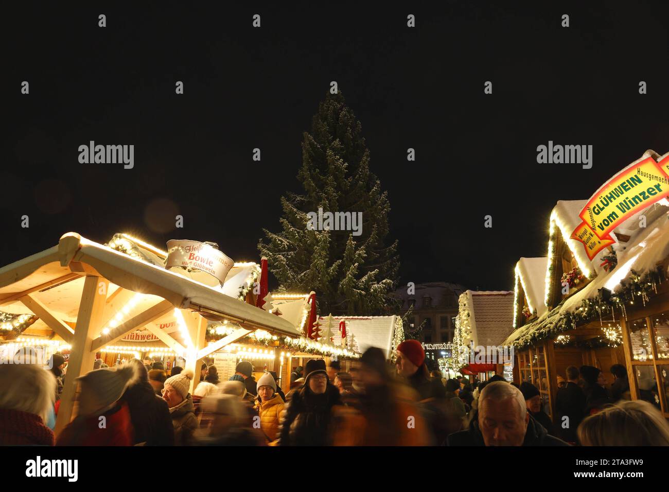 Weihnachtsmarkt Erfurt 28.11.2023, Erfurt, Eroeffnung des 173 ...