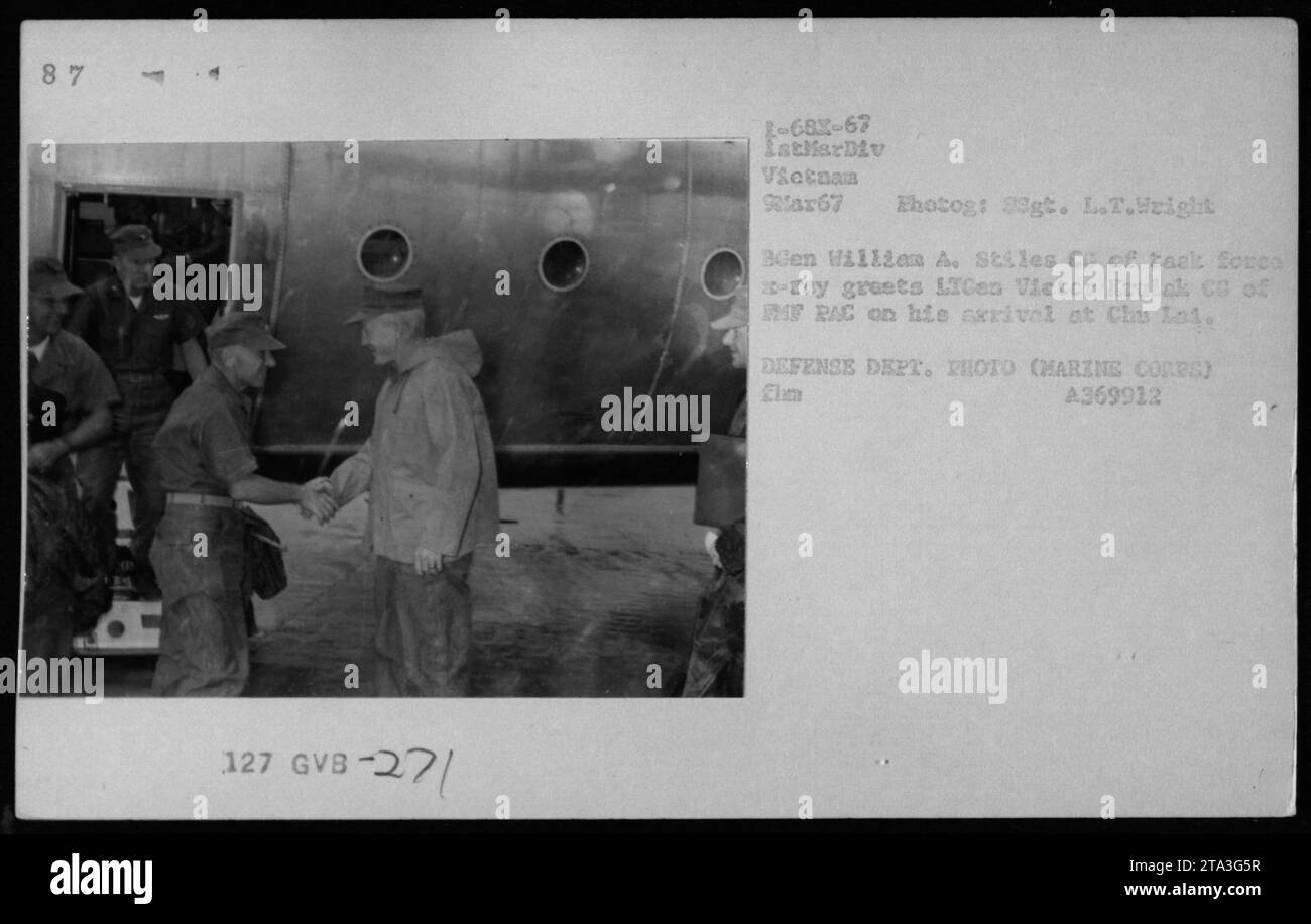 Sen harry f byrd in vietnam war hi-res stock photography and images - Alamy