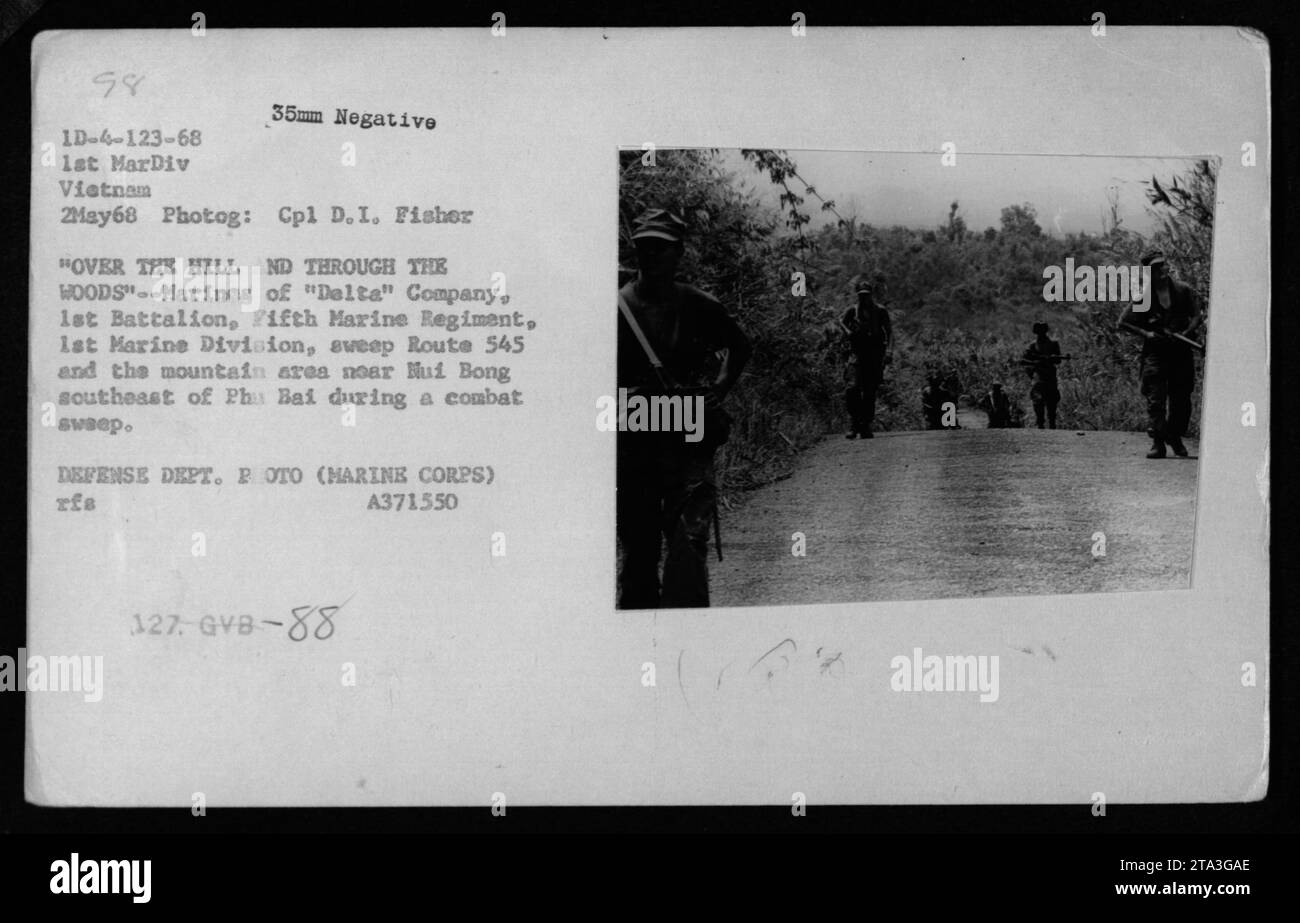 Marines from Delta Company, 1st Battalion, Fifth Marine Regiment, 1st ...