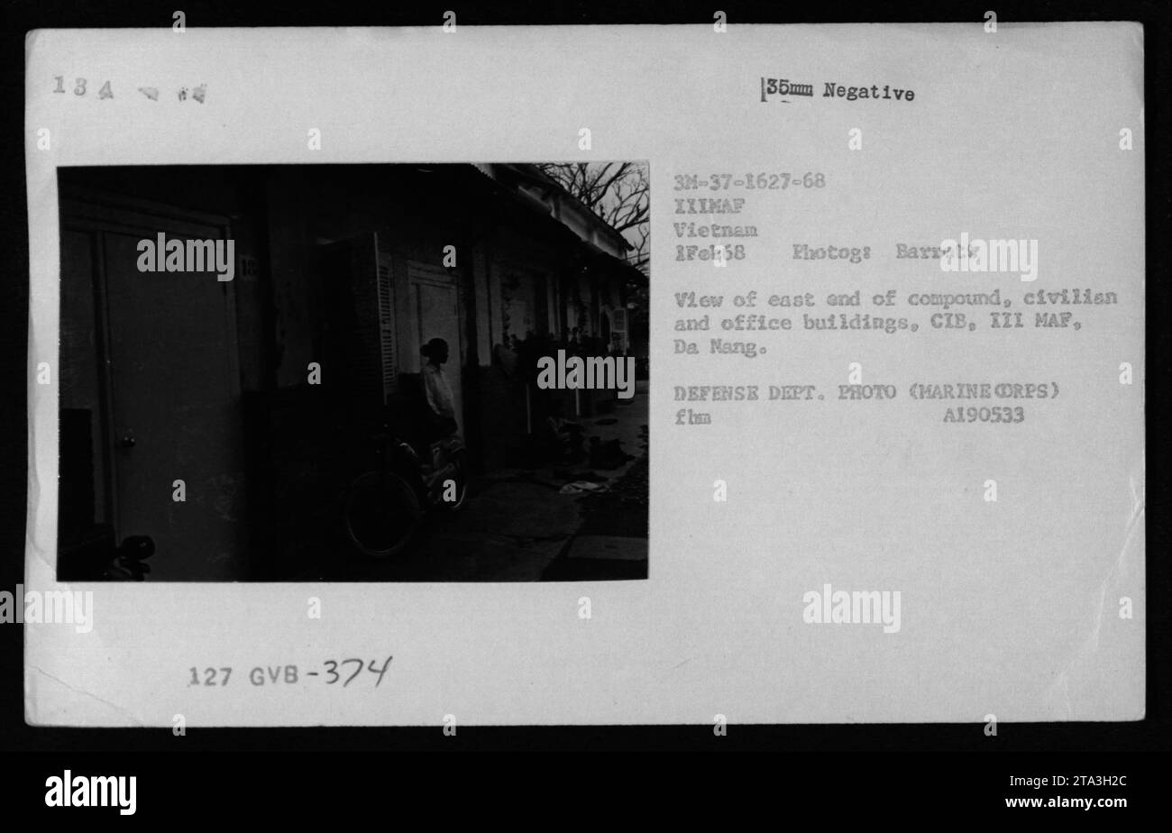 Vietnam civilian population hi-res stock photography and images - Alamy