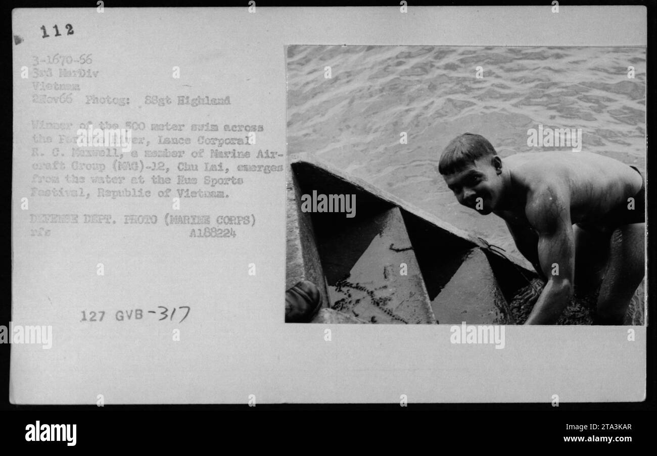 Marine air craft group ina 12 hi-res stock photography and images - Alamy