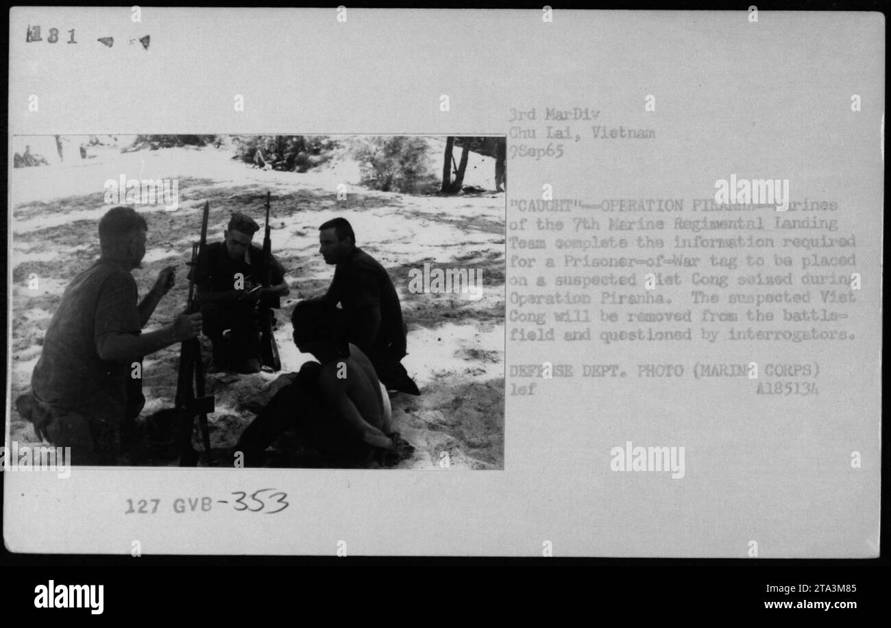 Vietnam battlefield activities Black and White Stock Photos & Images ...