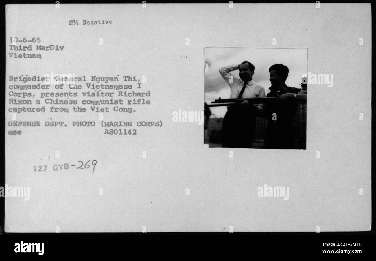 Visitors Richard Nixon and Billy Graham are seen receiving a Chinese ...