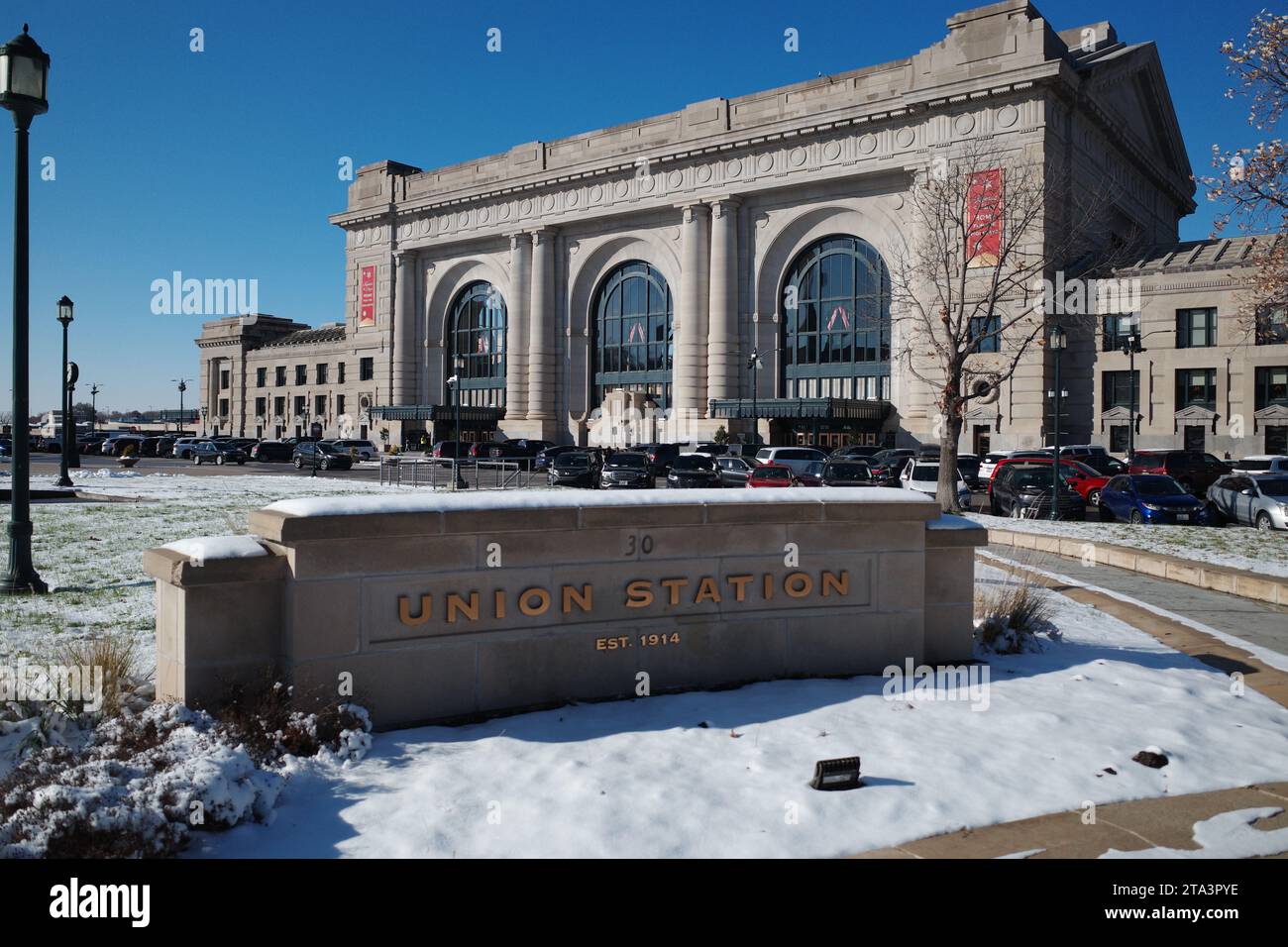 Kansas City, Missouri - November 26, 2023: Union Station on a snowy ...