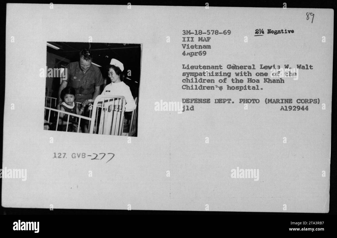 General lewis walt hi-res stock photography and images - Alamy