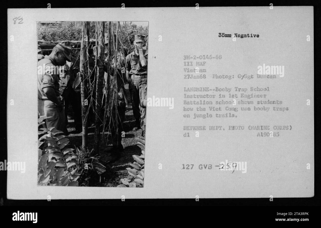 A mine warfare instructor from the Engineering Battalion demonstrates ...