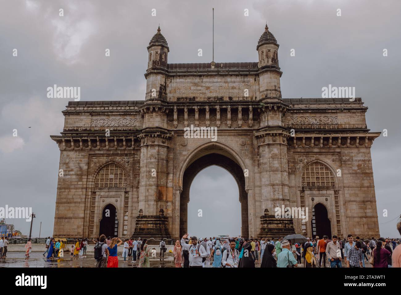People and view of Mumbai Stock Photo - Alamy