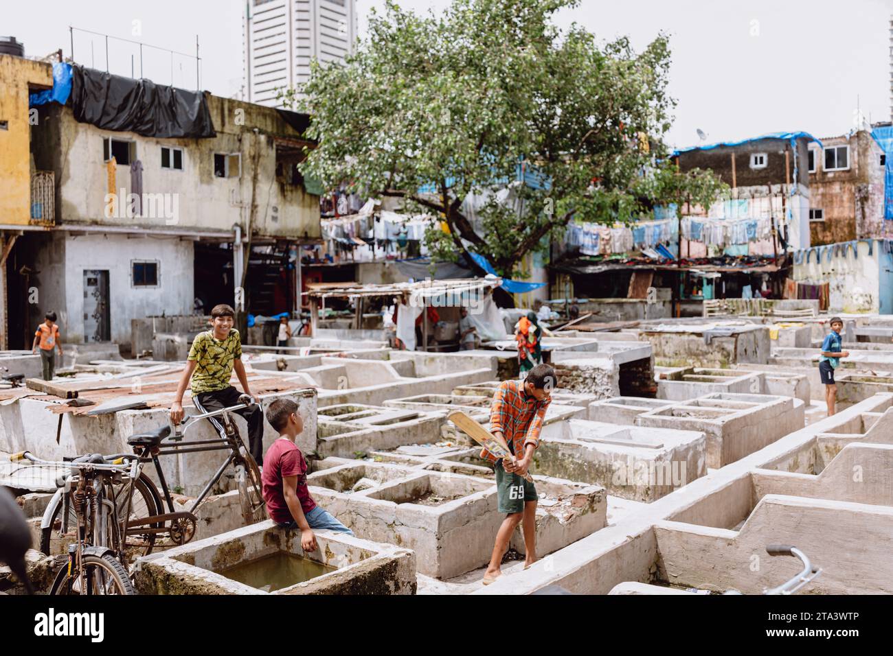 People and view of Mumbai Stock Photo - Alamy