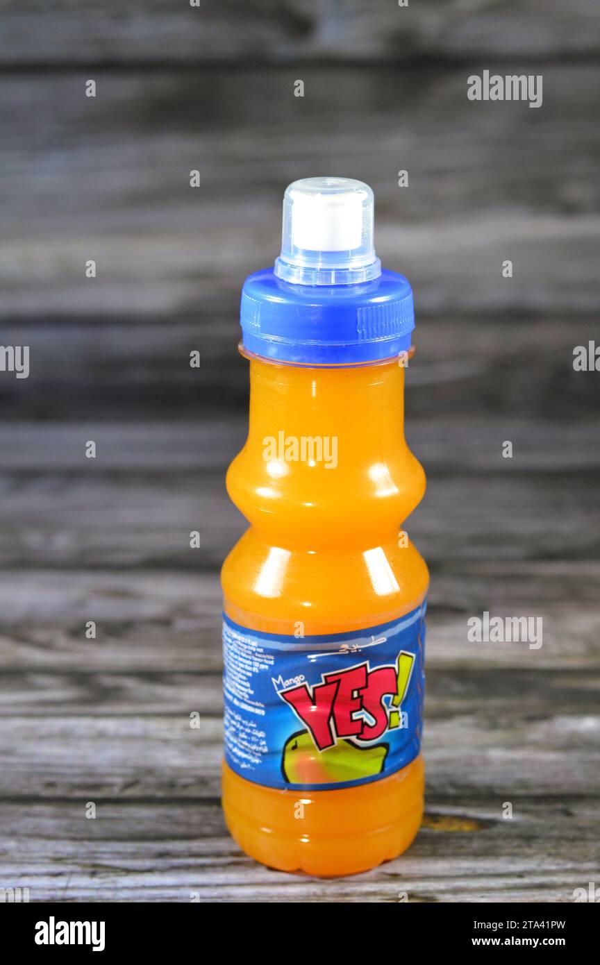 Refreshing taste hi-res stock photography and images - Alamy