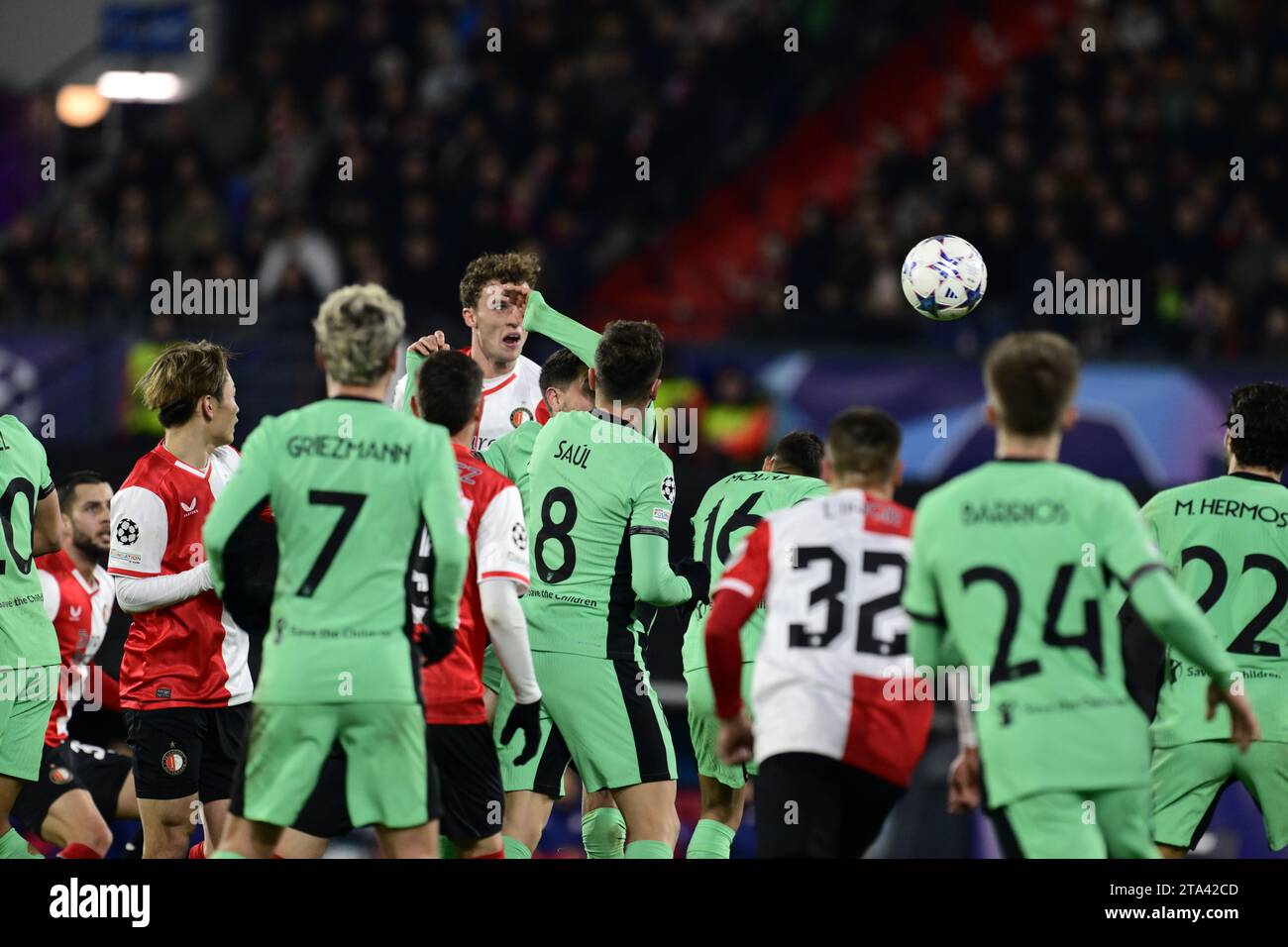 Atletico madrid stadium crowd 2023 hi-res stock photography and images ...