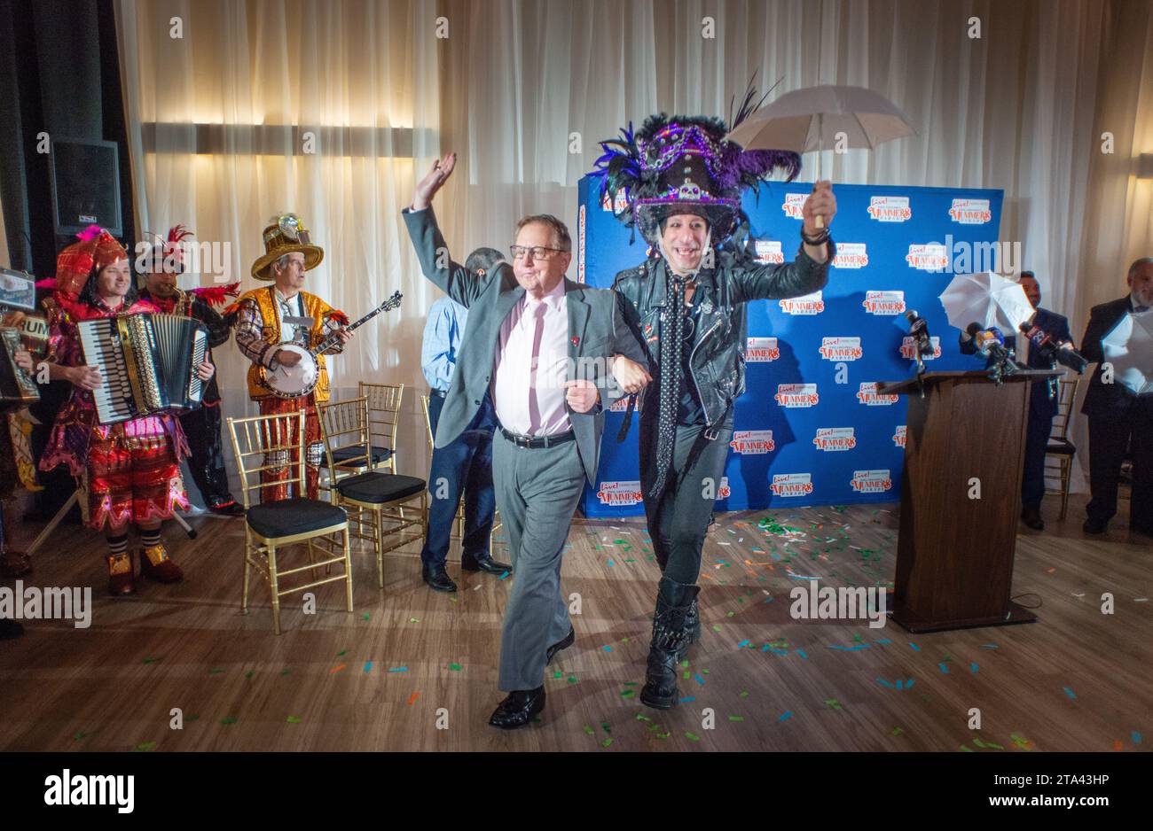 Man dance strut hi-res stock photography and images - Alamy