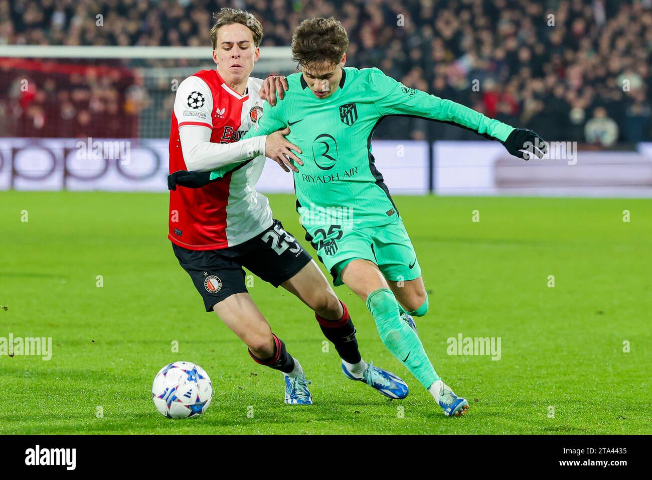 ROTTERDAM, NETHERLANDS - NOVEMBER 28: Leo Sauer (Feyenoord Rotterdam ...