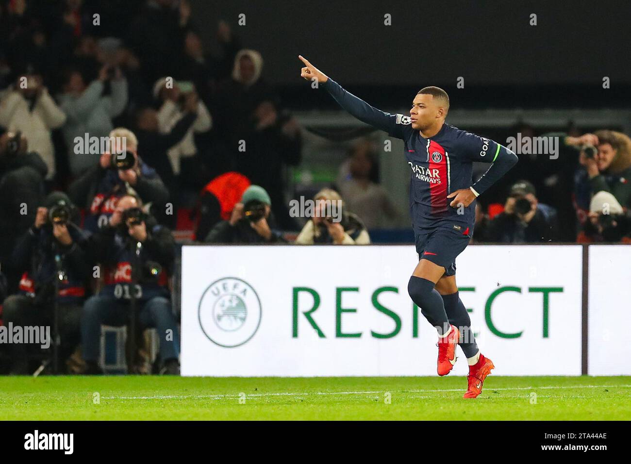 Paris, France. 28th Nov, 2023. Paris Saint-Germain forward Kylian ...