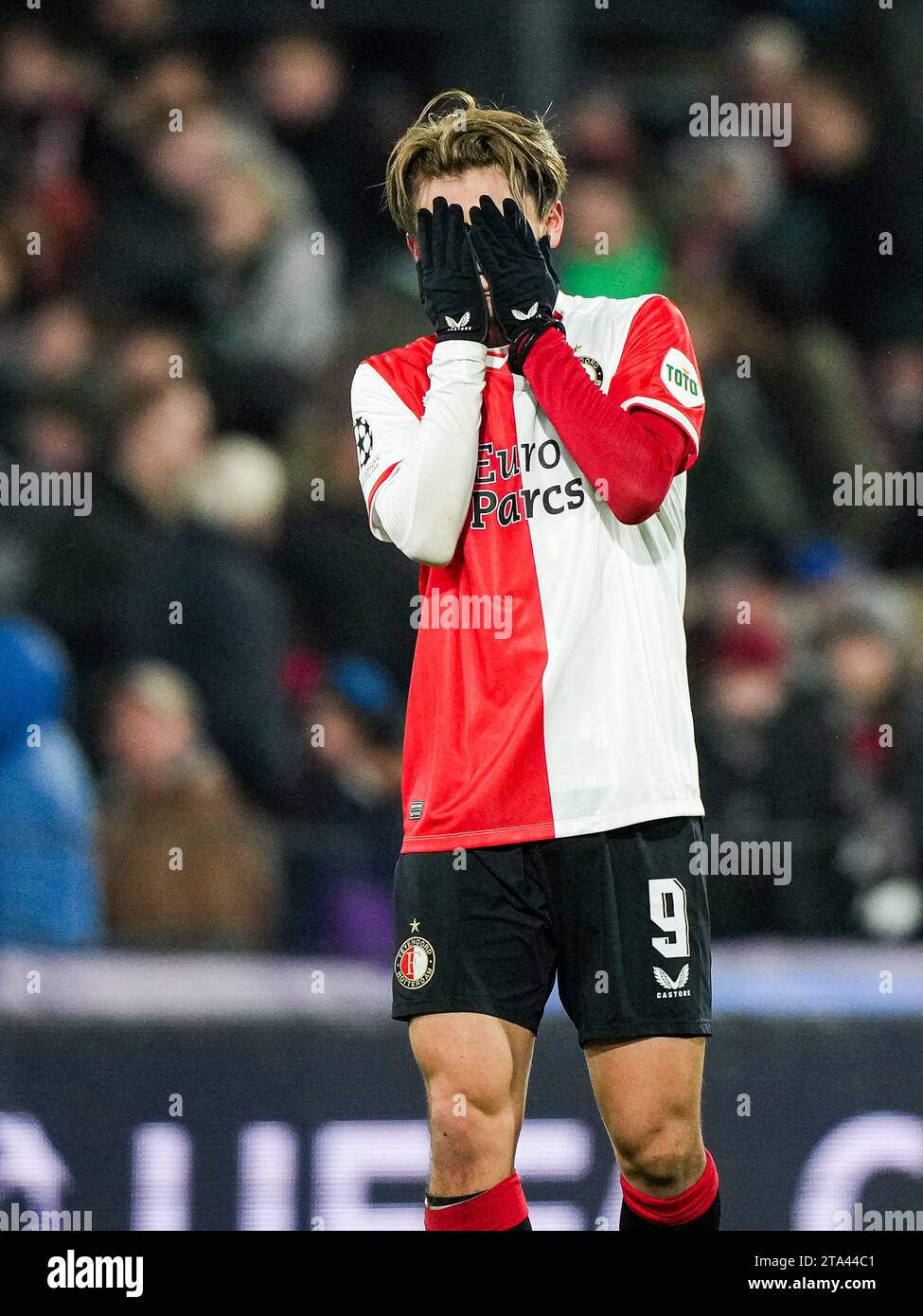 Rotterdam, The Netherlands. 28th Nov, 2023. Rotterdam - Ayase Ueda of ...