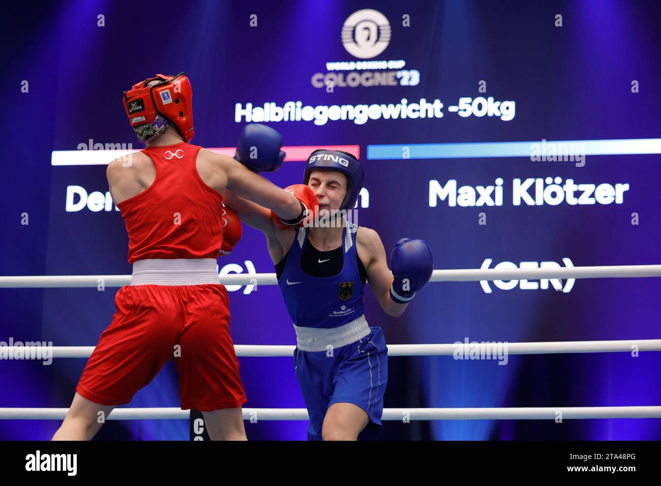 Frauen boxen hi-res stock photography and images - Alamy