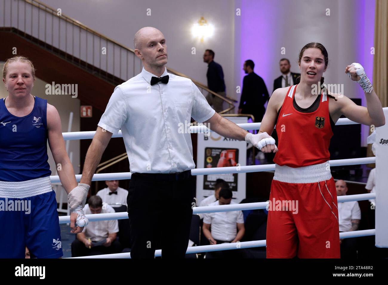 Siegerin frauen hi-res stock photography and images - Alamy