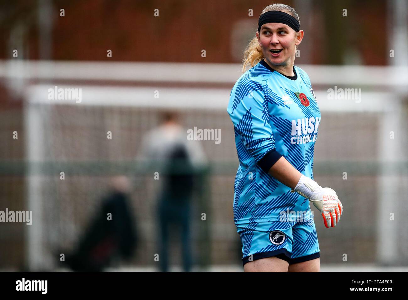 The millwall goalkeeper hi-res stock photography and images - Alamy