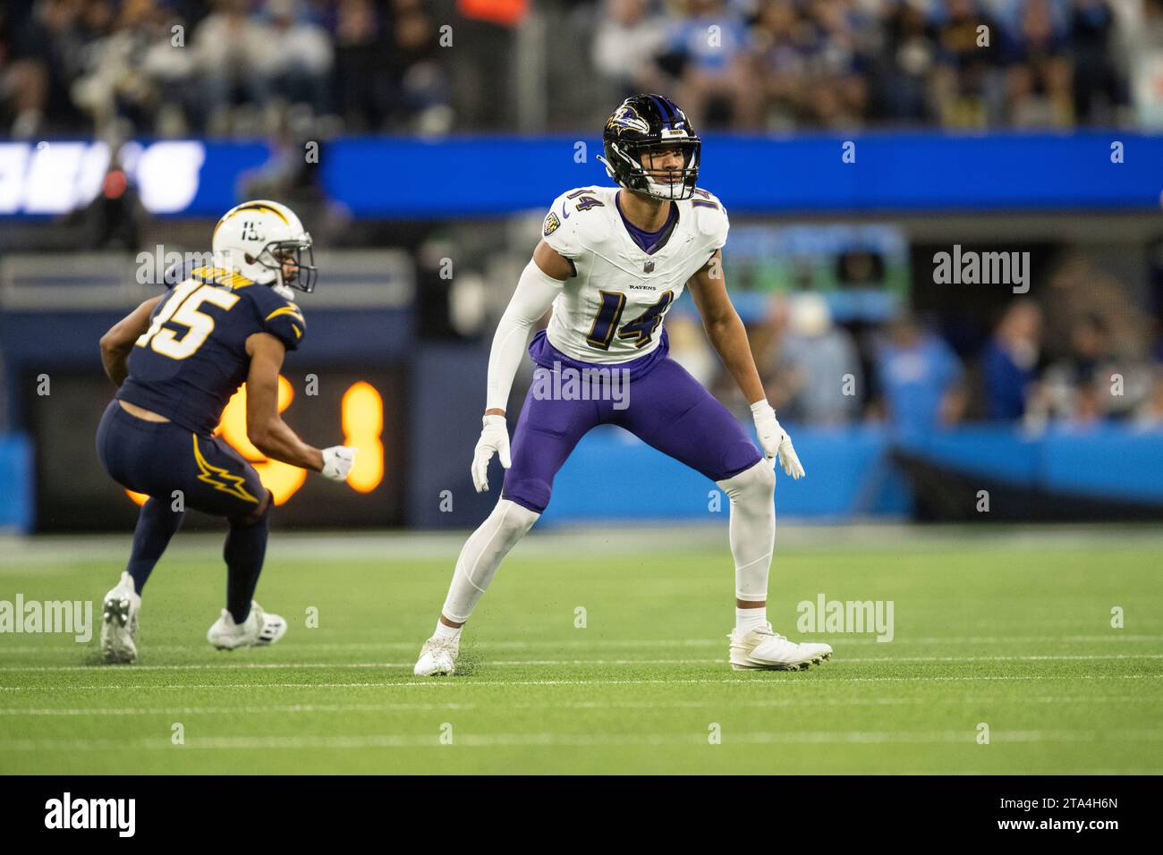 Baltimore Ravens safety Kyle Hamilton (14) takes his stance during an ...
