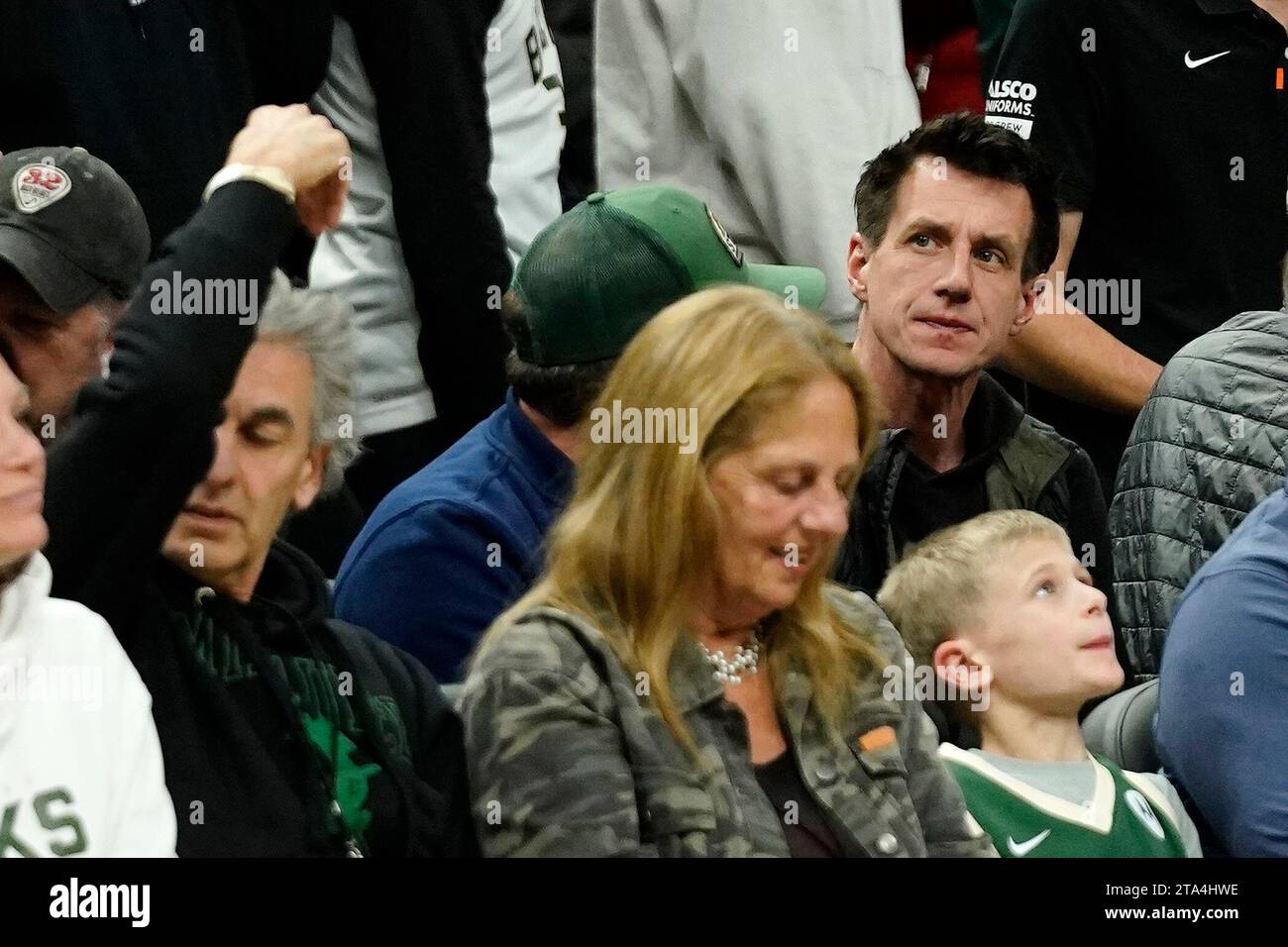 Chicago Cubs' manager Craig Counsell watches during the second half of ...