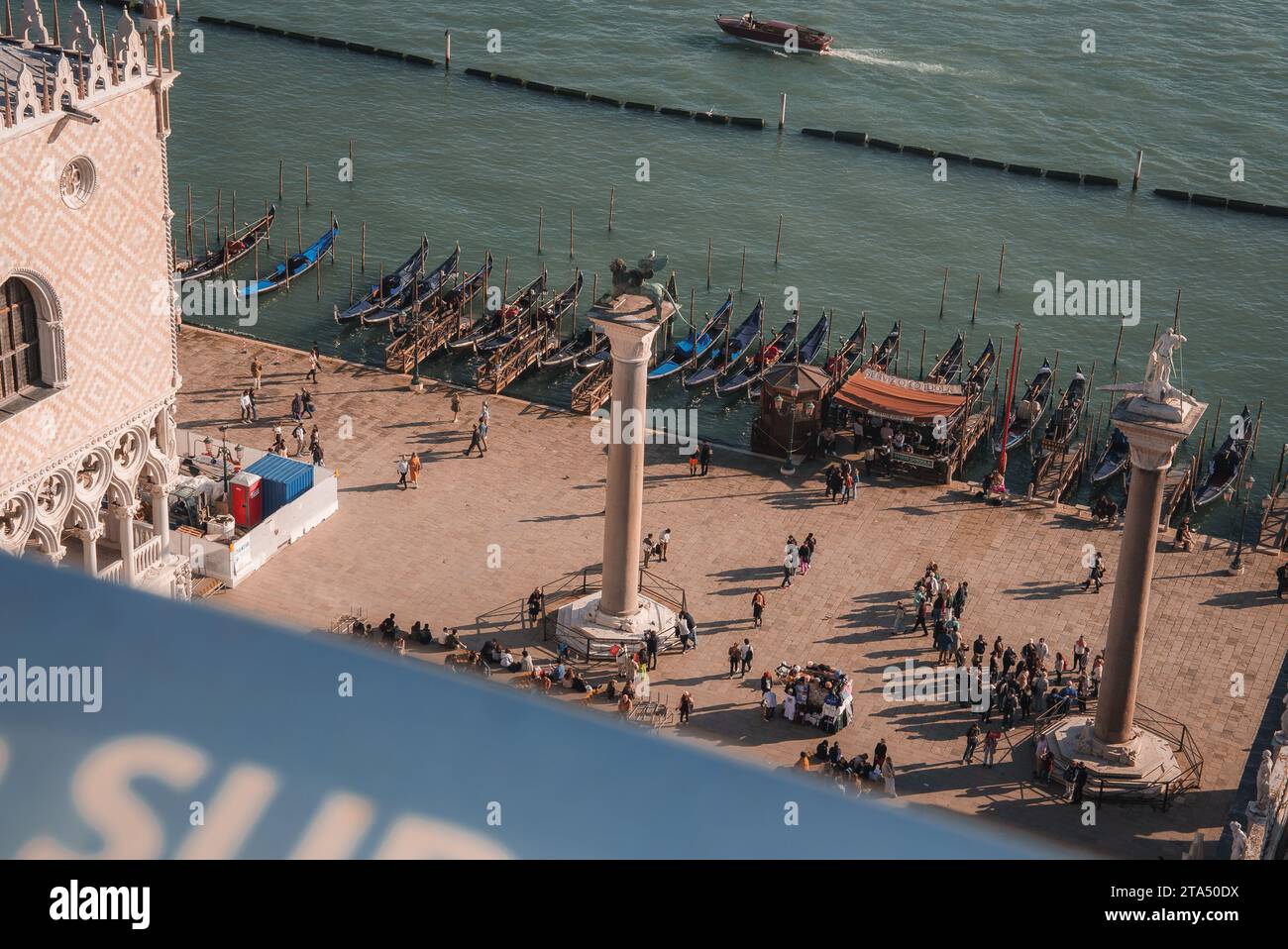 Birds eye view venice canals hi-res stock photography and images - Alamy